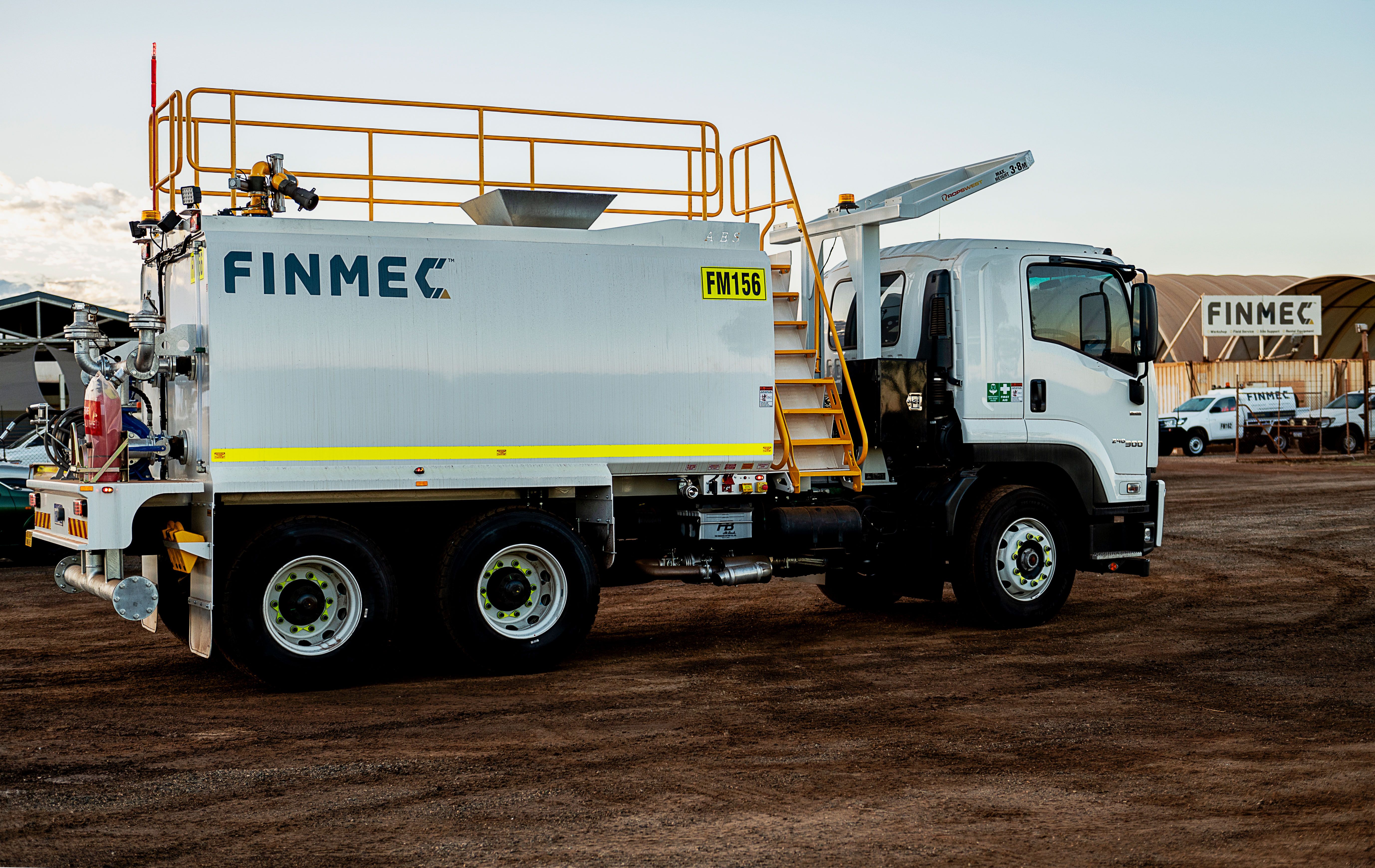 Isuzu 6x4 Water Cart - Finmec