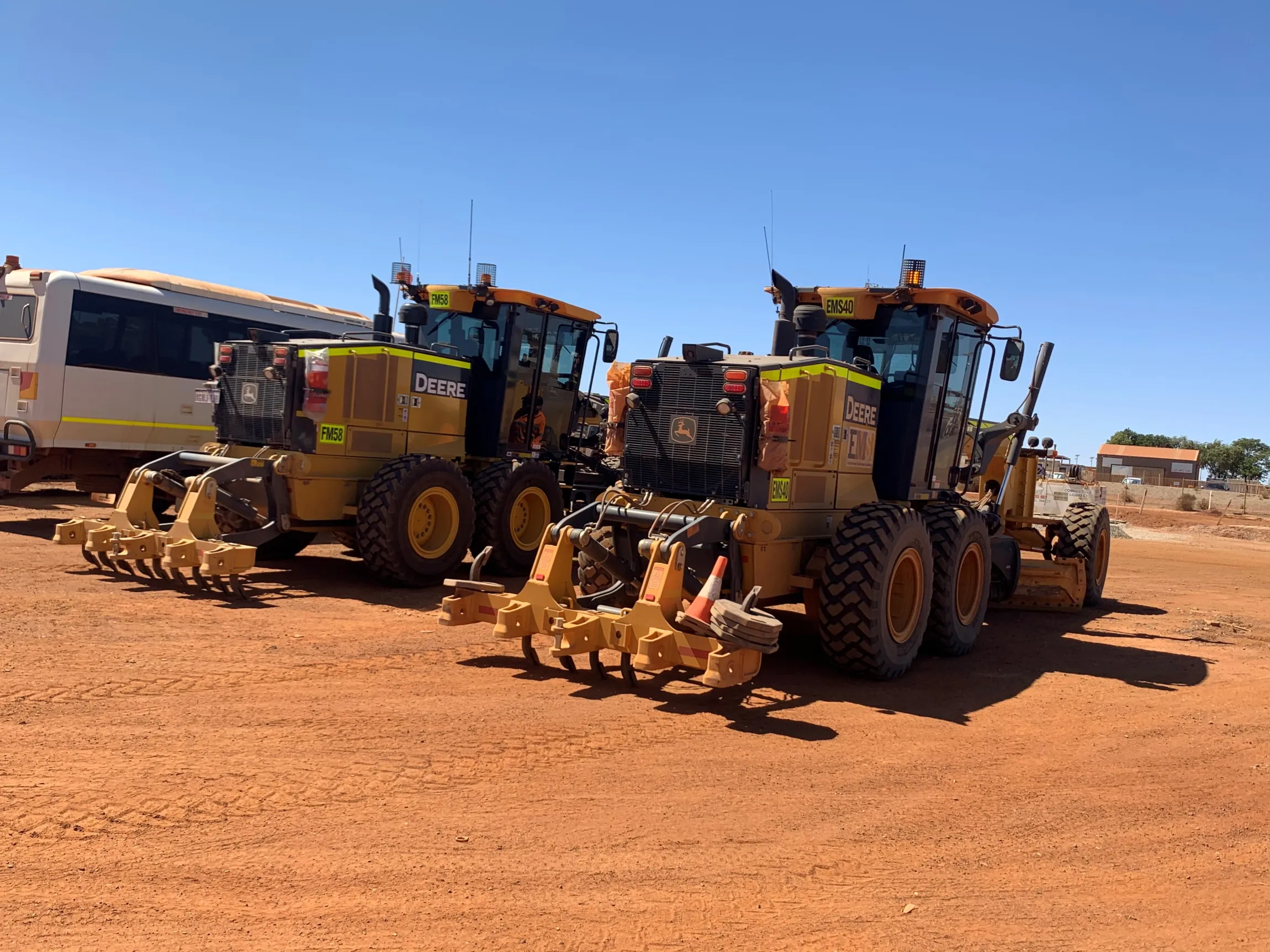 John Deere Grader 670G 770G - Finmec